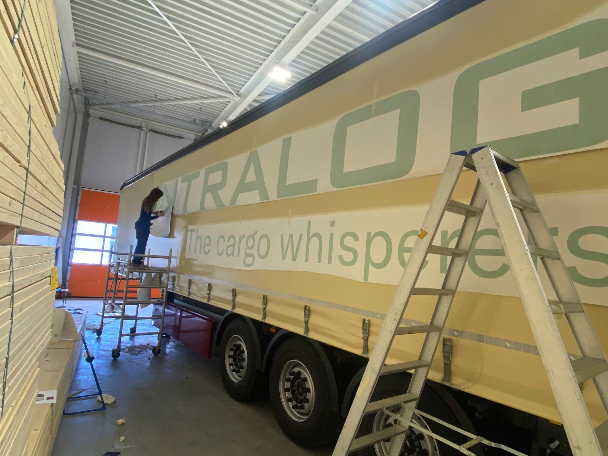 Lösungen für Ihre weltweiten Transporte | InTraLog – The cargo whisperers